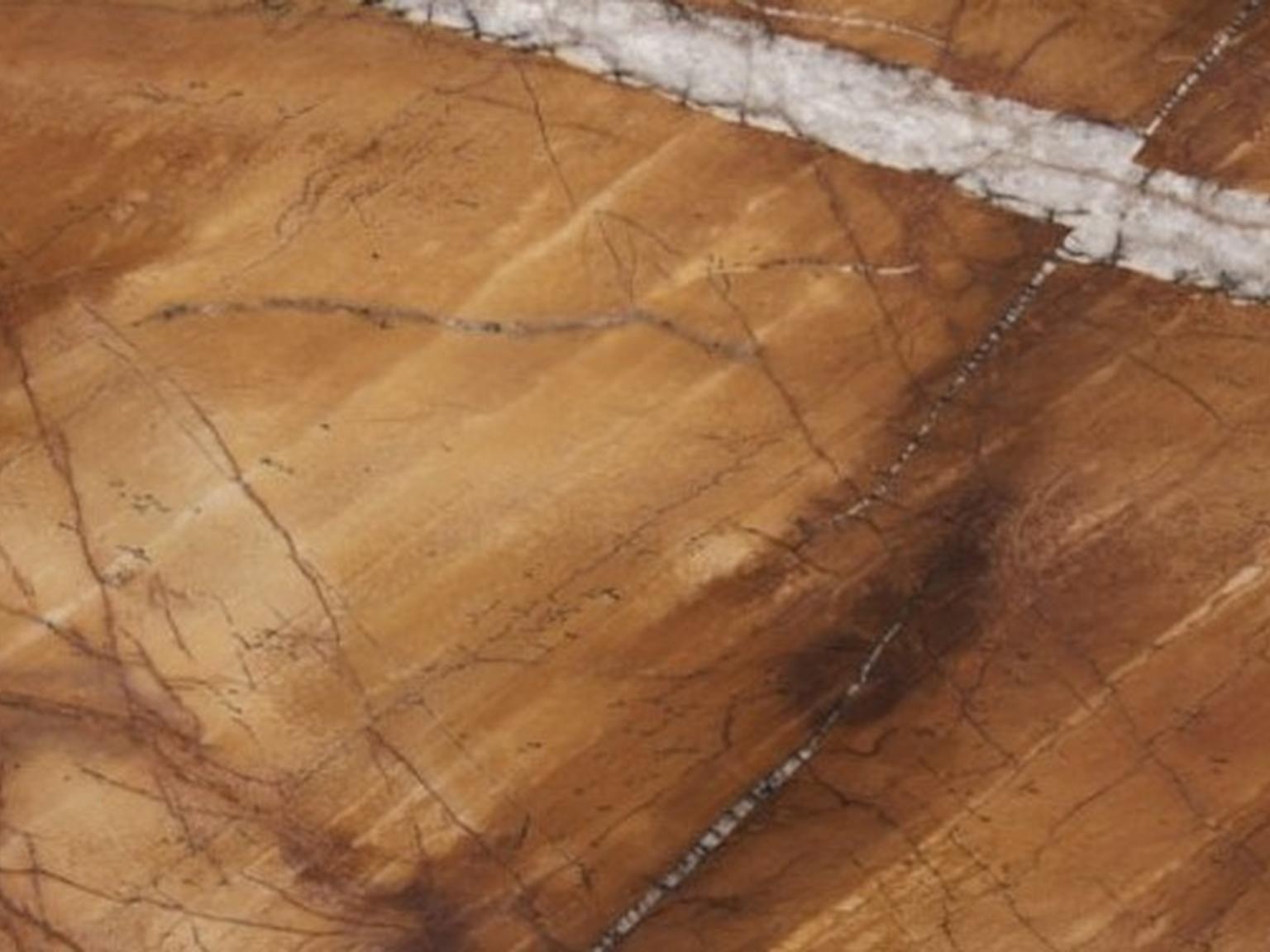 Amber Quartzite | Pizrog